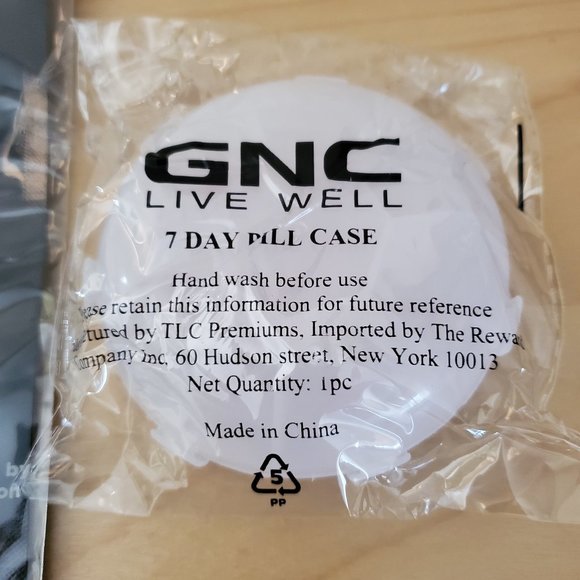 GNC | Dining | Gnc Pro Collapsible Bottle Black And Gnc 7 Day Pill Case ...